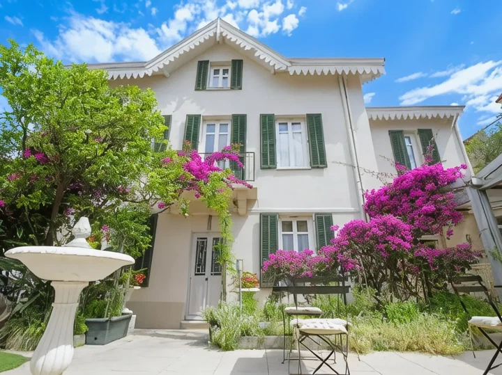 Hotel Chalet De L’isère - Cannes
