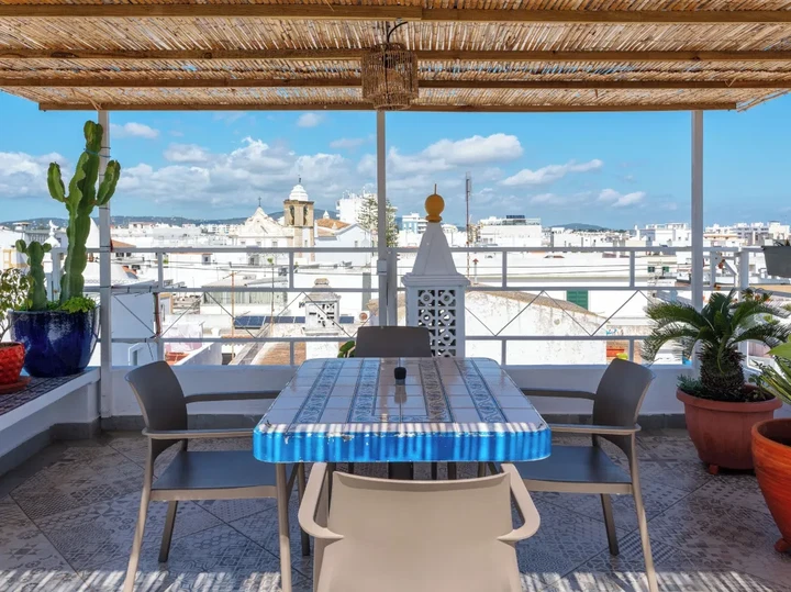 Pensão Bicuar Residencial - Olhão