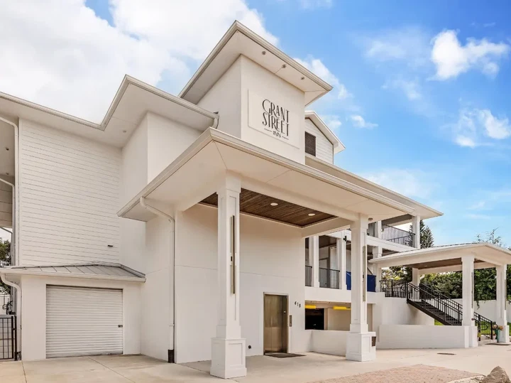 Grant Street Inn - Palm Harbor, FL