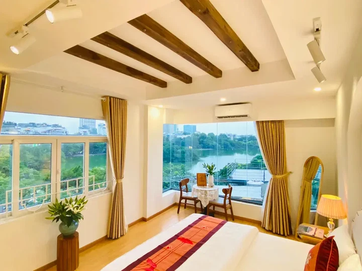 La Mandarina Hotel & Travel At 13 Hang Hanh Street - 