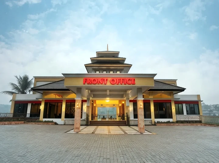 Grand Ussu Hotel & Convention - Cisarua