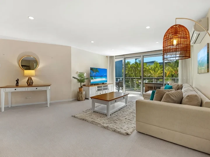 Azzura Greens Resort - Gold Coast