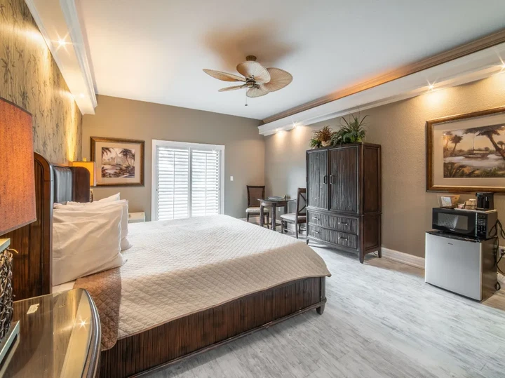 Boca Grande Hotel - Manasota Key, FL