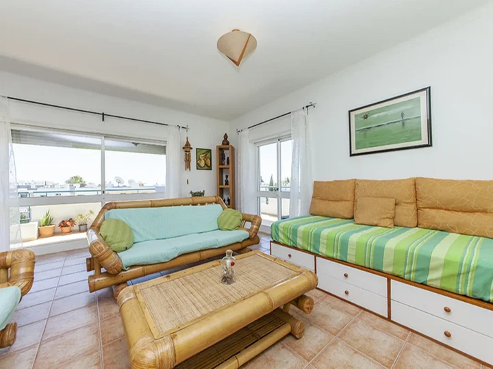 P 03 - Bedroom 3 In Meia-praia Seaview Guesthouse - Lagos