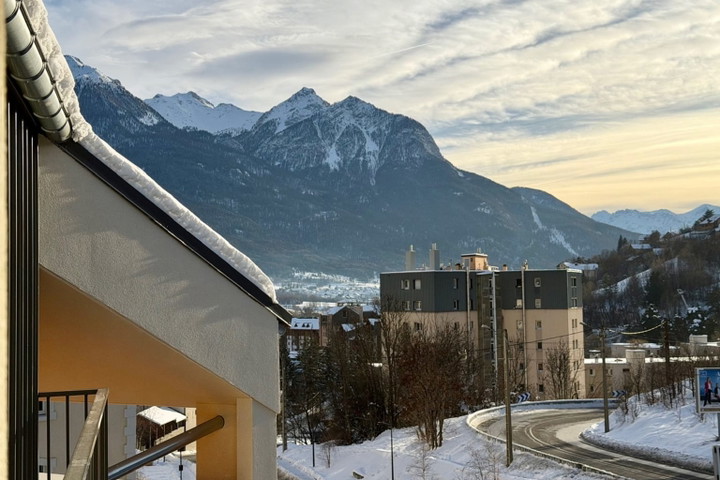 New Apartment With Views Of The Mountains - Briançon