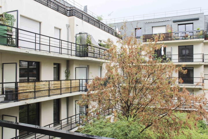 Appartement Avec Balcon Et Parking Proche Métro - Asnières-sur-Seine