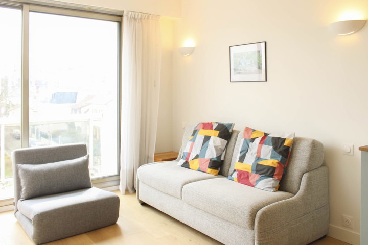 Renovated Studio With Quiet Balcony - Bois-Colombes