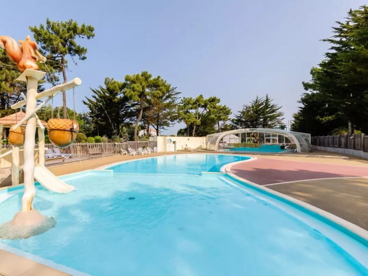 Camping Le Bois De La Gachère - Brem-sur-Mer