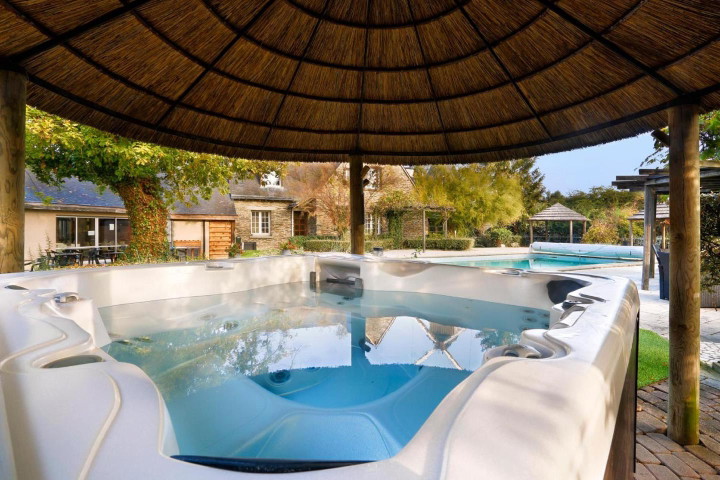 Logis Hotel Domaine Du Moulin Cavier - Restaurants & Spa - Angers