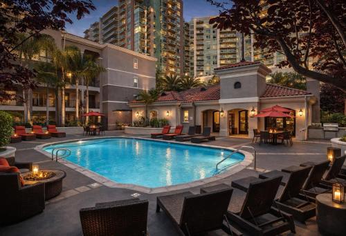 Modern 1 & 2 Bedroom Apartments Near Venice & Mdr With Pool Gym & Cinema - Marina del Rey