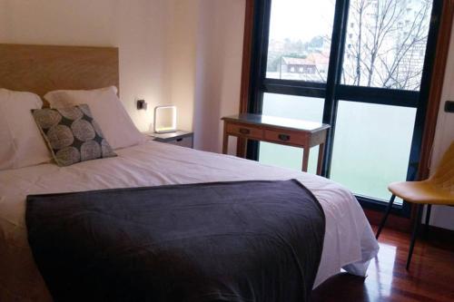 Apartamento Completo Con Parking Privado Y Wifi En San Roque - Vigo