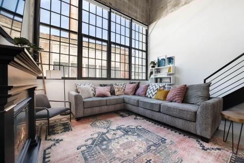 New Industrial Loft Space On River And Bike Trail - Mason, OH