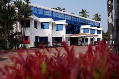 Krishna Holiday Village - Thrissur