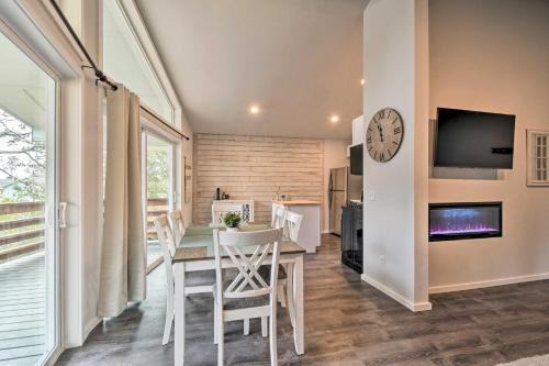 Cozy Cottage On The Coast Near Downtown Westport! - Westport, WA