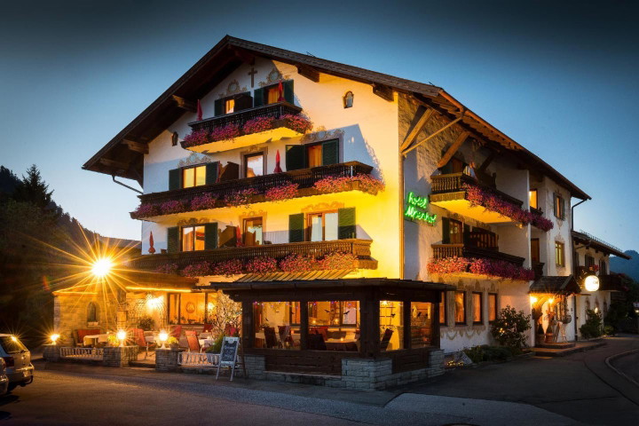 Hotel Alpenhof - Mittenwald