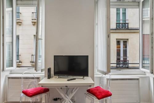 Air Conditioner Spacious Studio In The Heart Of St Germain - Paris