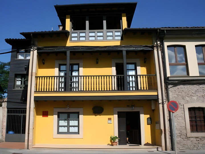 Apartamentos Turisticos Paseo De La Alameda - Villaviciosa