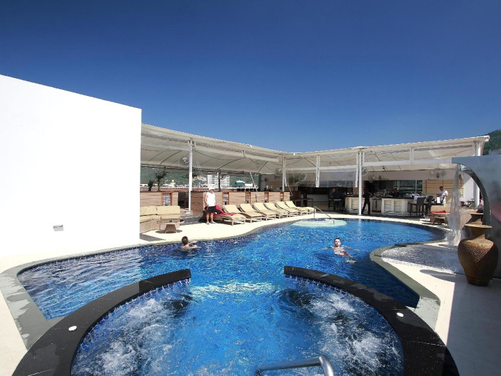Absolute Bangla Suites - Phuket