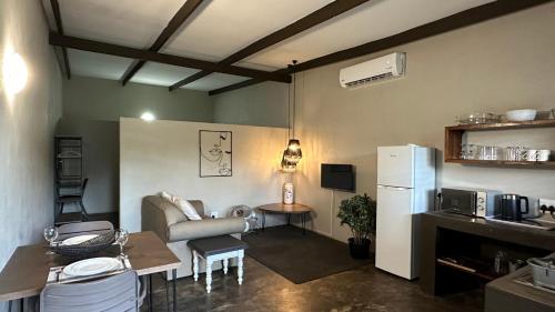 Stay Harties - Hartbeespoort
