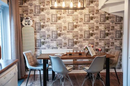 Norwich, Lavender House, 3 Bedroom House, Private Parking And Garden - Norwich