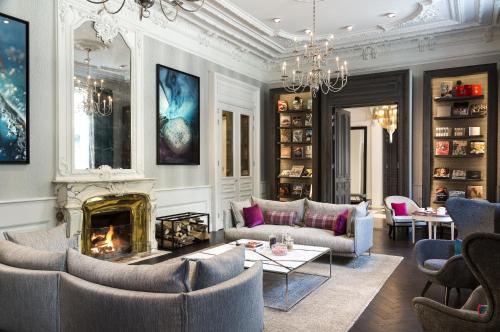 Hotel Mont-blanc Chamonix - 霞慕尼