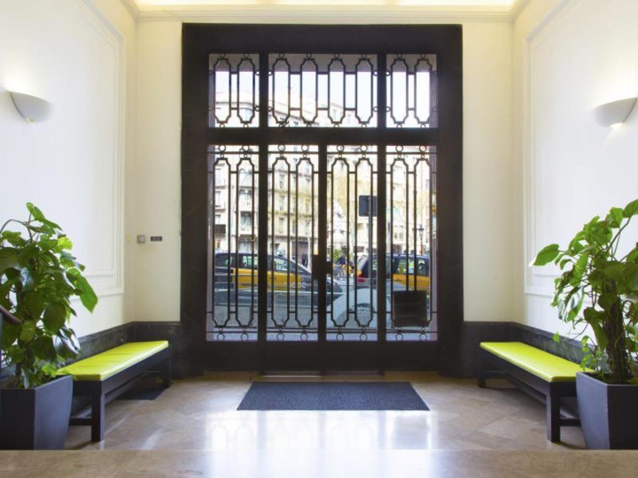 Fisa Rentals Gran Via Apartments - Barcelona
