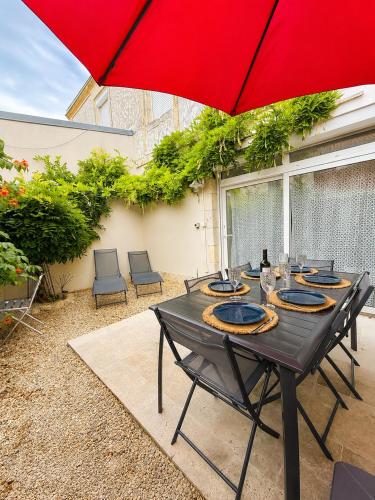 Le Flamant Rose, Proche Centre-ville Avec Terrasse - La Rochelle