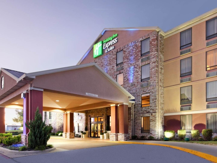 Holiday Inn Express Hotel & Suites Harrison By Ihg - Harrison, AR
