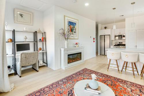 1 Mi To Prudential Center: Remote Work-ready Apt - 伊麗莎白