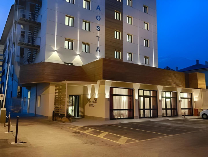 Hb Aosta Hotel & Balcony Spa - Aosta