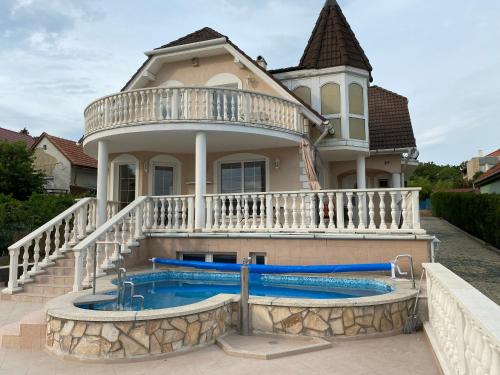 A- Villa (Vendeghaz) - Balatonfüred