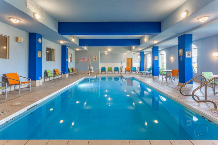 Holiday Inn Express Rockford-loves Park By Ihg - Rockford, IL