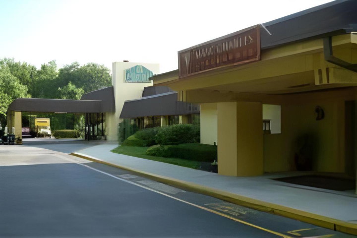 Baymont By Wyndham White Plains - Elmsford - Nyack, NY