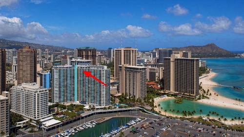 Ilikai - 4 Br, Oceanfront, 2 Units - O‘ahu, HI