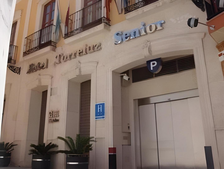 Torreluz Senior - Almería