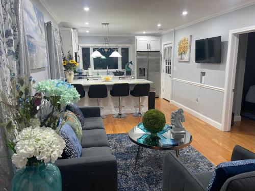 Amazing Boston Downtown City View Rooms - Lynn