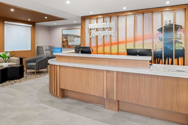 Hampton Inn By Hilton Costa Mesa Newport Beach - Newport Beach