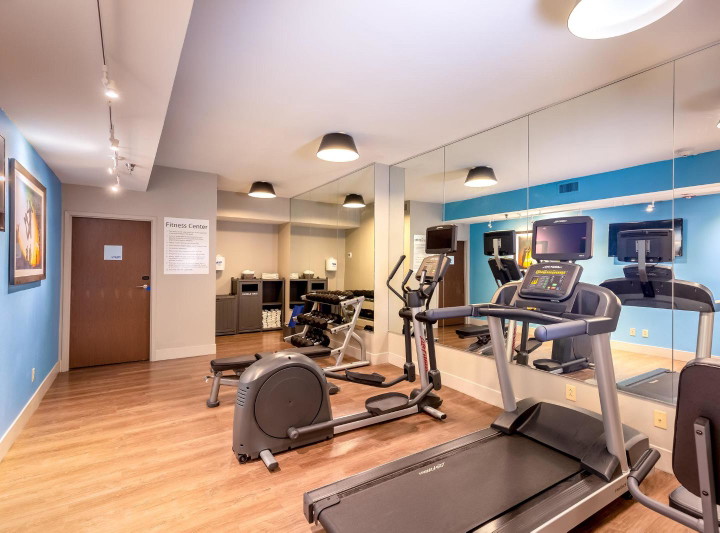 Holiday Inn Express Orange Beach - On The Beach By Ihg - Orange Beach, AL
