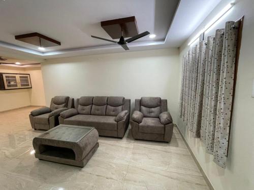 Servostay 3 Bhk Fully Furnished In Vizag With Parking - 1st Floor - Visakhapatnam