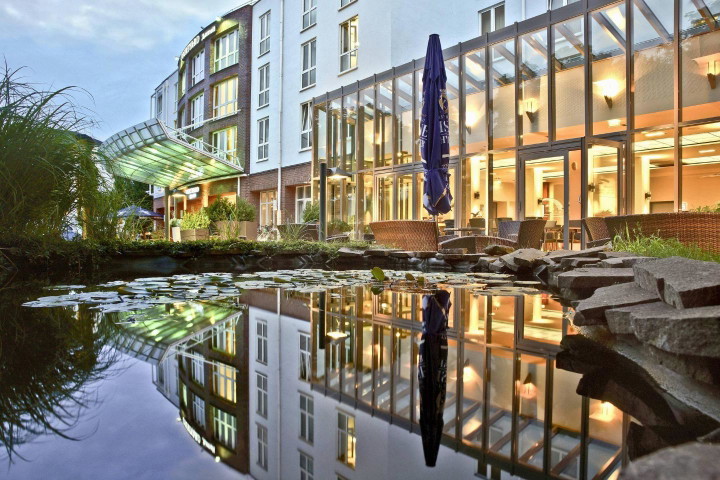 Courtyard By Marriott Dresden - Saxony