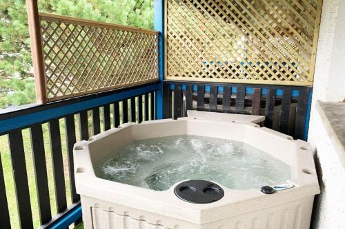 Rathlin Apartment - 2 Bedroom With Hot Tub - Ballycastle