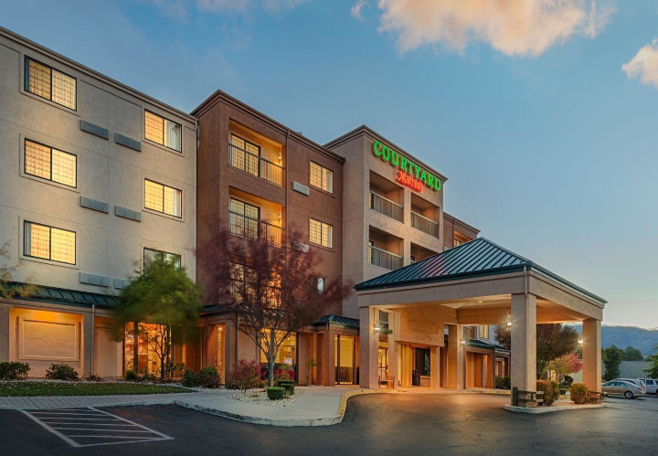 Courtyard By Marriott Reno - Reno