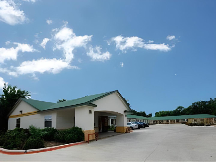 Haltom Inn Fort Worth - Fort Worth, TX