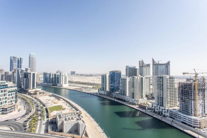 Studio With Canal & Burj Khalifa View In Prive - Dubai