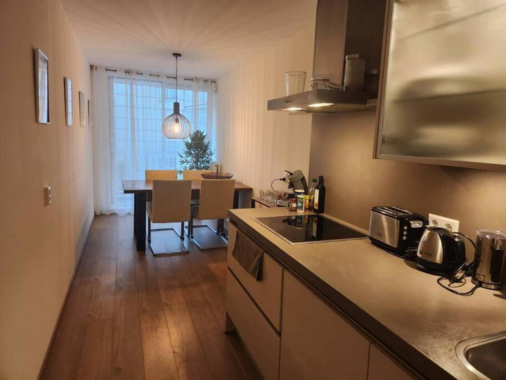 Spacious Apartment, Canal Area, City Center - 암스테르담