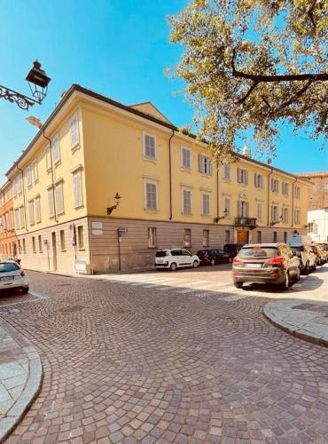 Palazzo Borgocolonne Apartments - Manu Maison - Parma