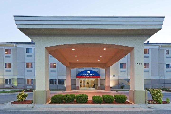 Candlewood Suites Oklahoma City-moore By Ihg - Norman, OK