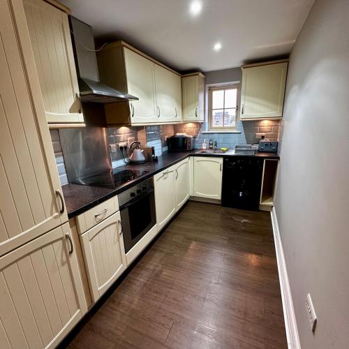 Two Bedroom Flat Town Centre Colchester - Colchester