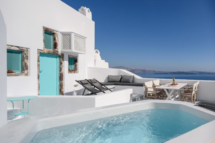 Cave Agapi - Oia