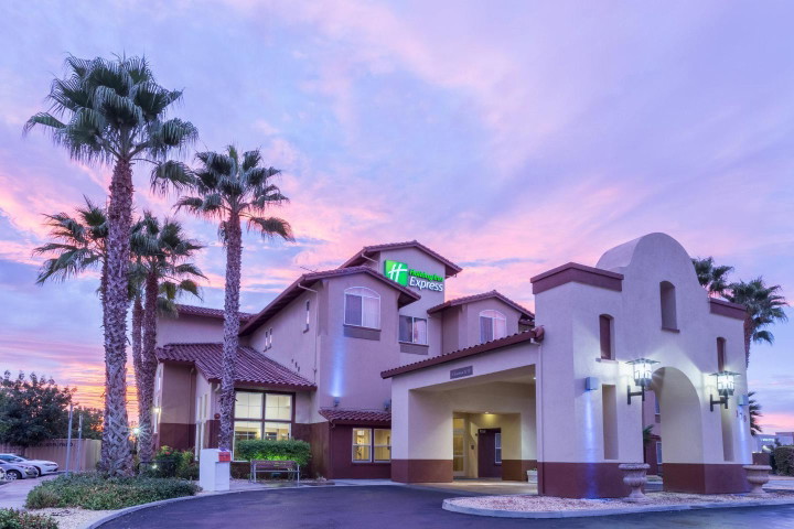 Holiday Inn Express Hotel & Suites Manteca By Ihg - Ripon, CA